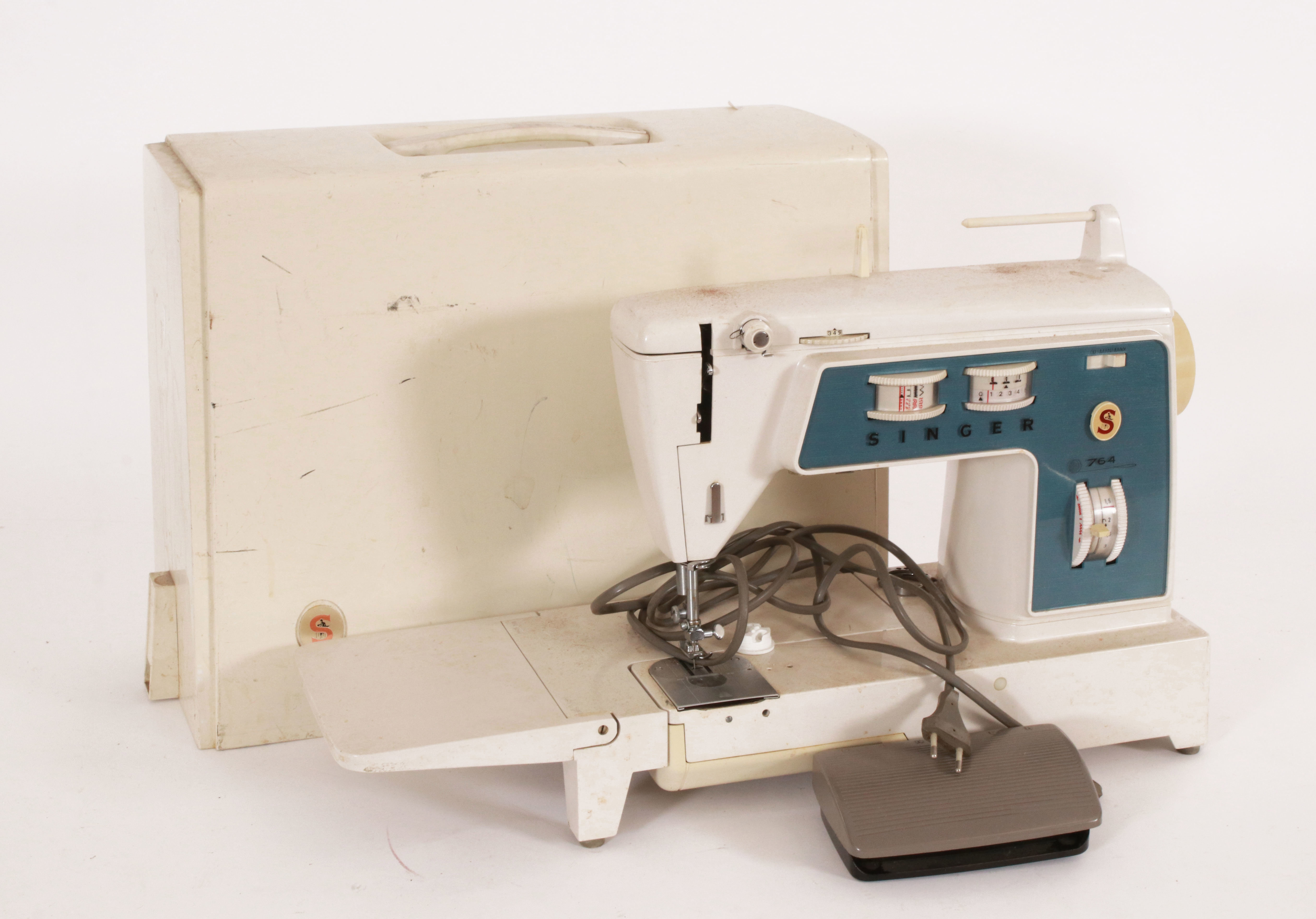 Äldre symaskin, Singer, 764 | Auktion