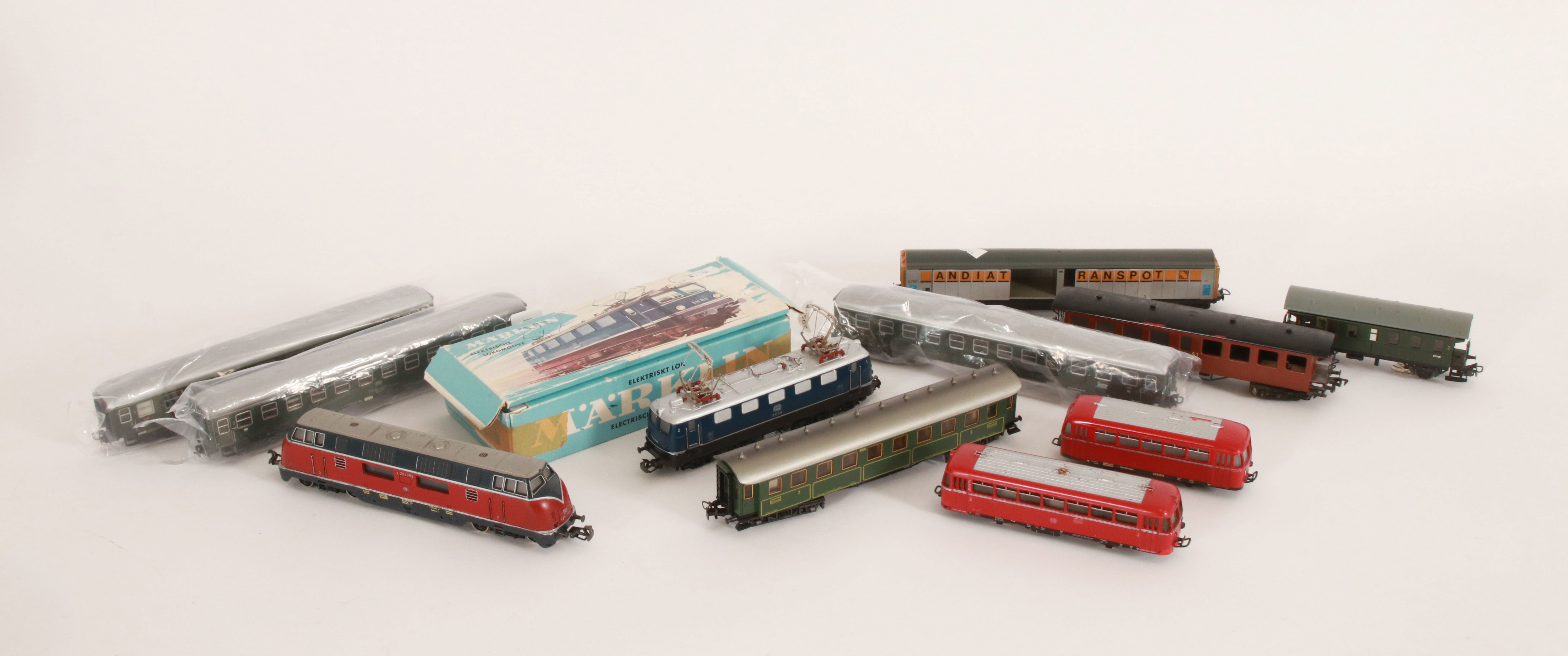 Lok och vagnar 11 delar, Märklin | Auktion