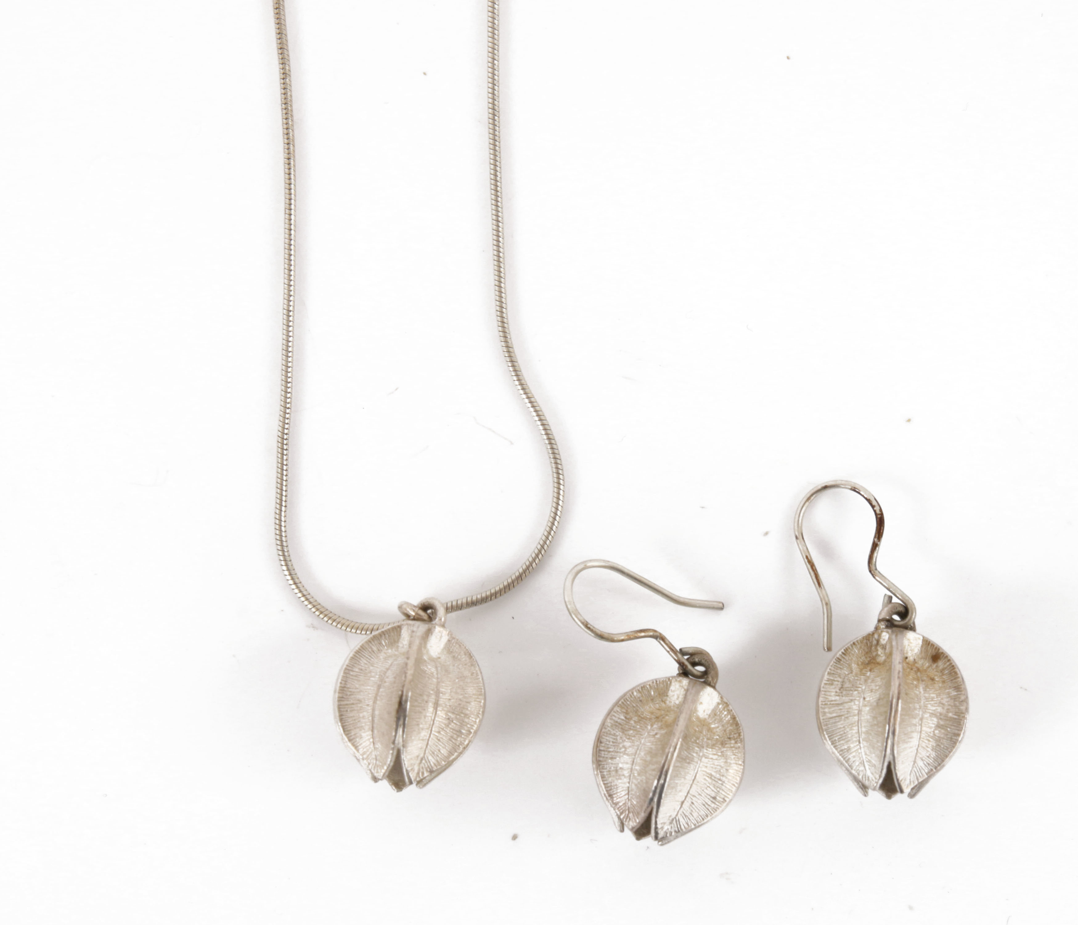 Silversmycken 3 delar, "Solros", Marja Suna för Kaleval | Auktion